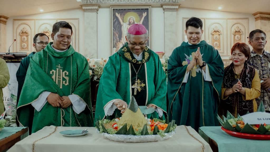 HUT ke-22 Paroki St. Joannes Baptista Parung & Pelantikan Pengurus ...